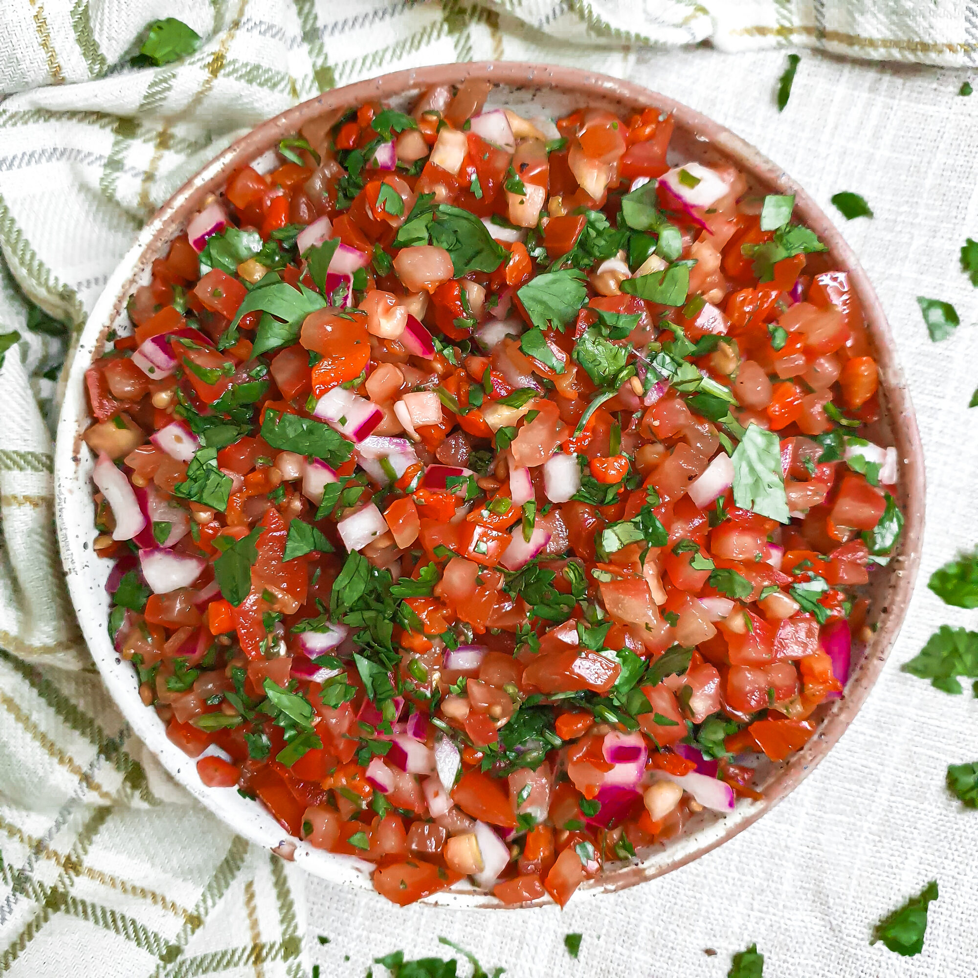 Easy Tomato Salsa - Eating to 100